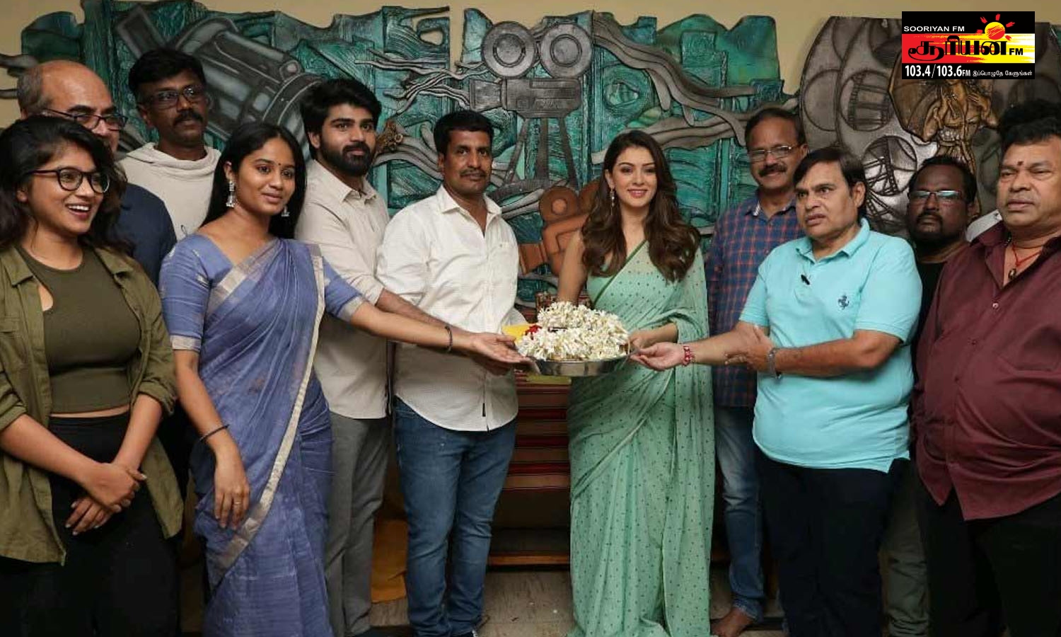 சிறிய இடைவெளியின் பின் மீண்டும் நடிக்கும் ஹன்சிகா மோட்வானி ! - Sooriyan ...